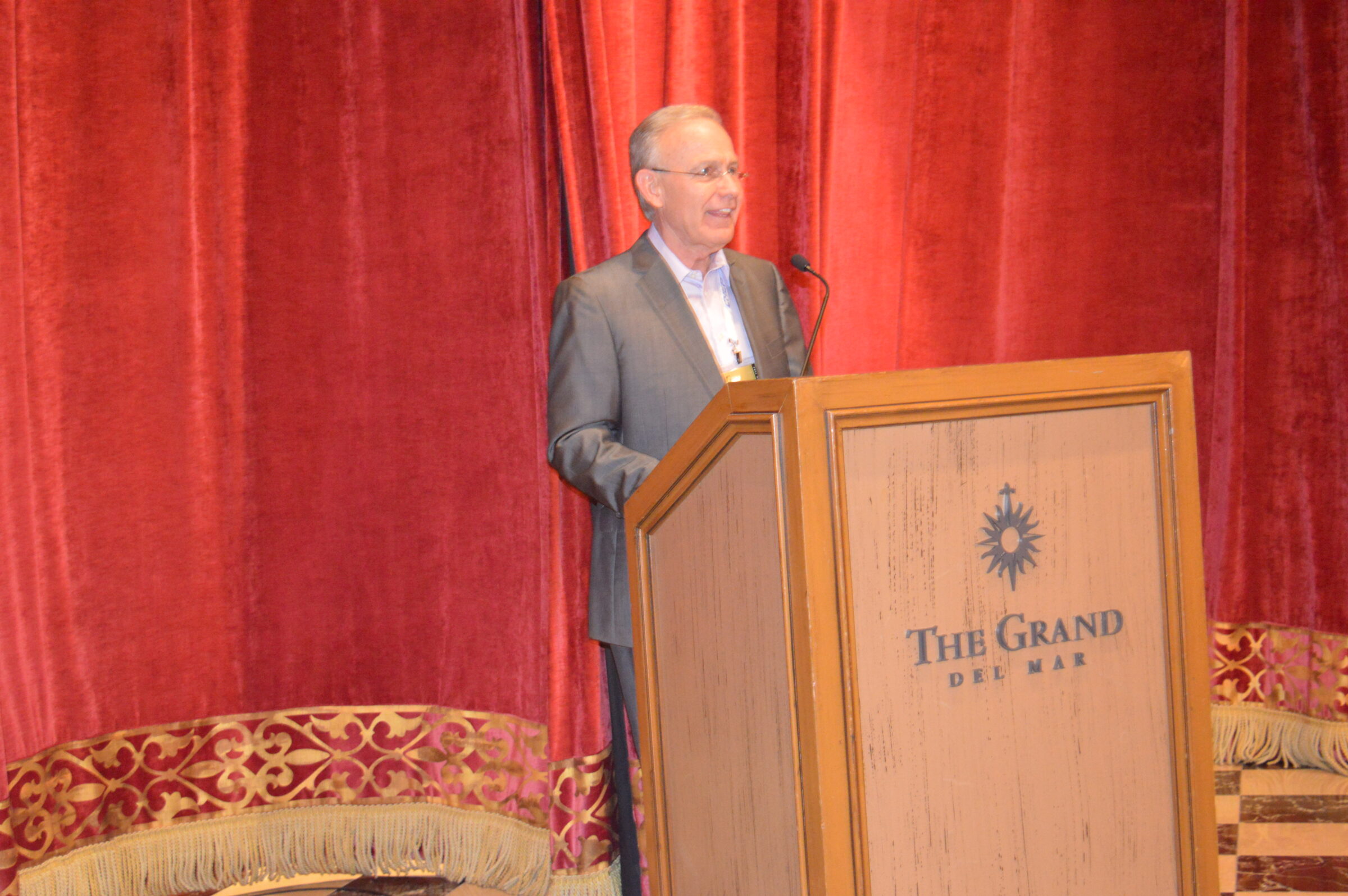 WG ANNUAL MEETING 2015 Vic Smith Sees Labor Shortage as Top Issue ...